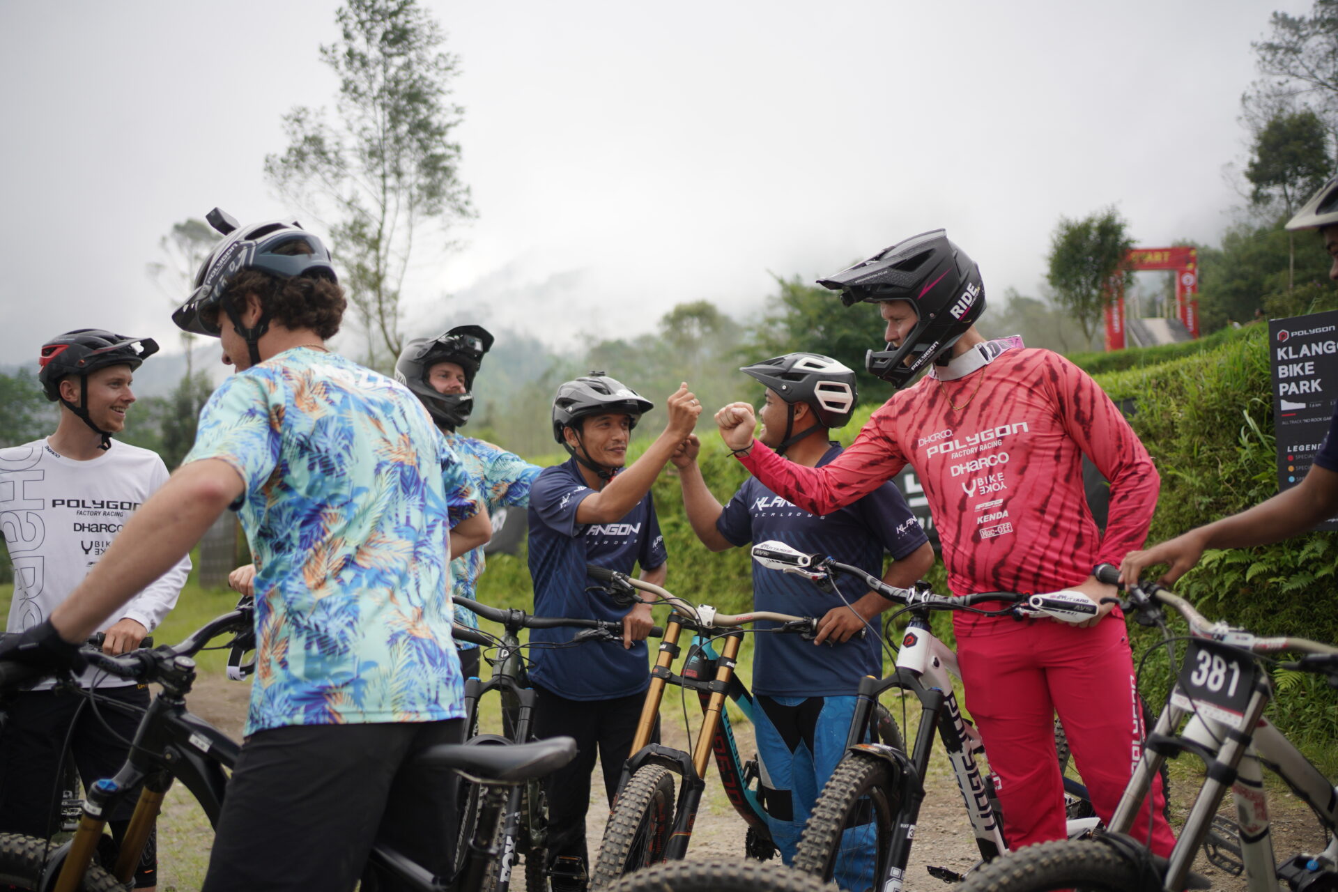 Karir Polygon | Polygon Bikes