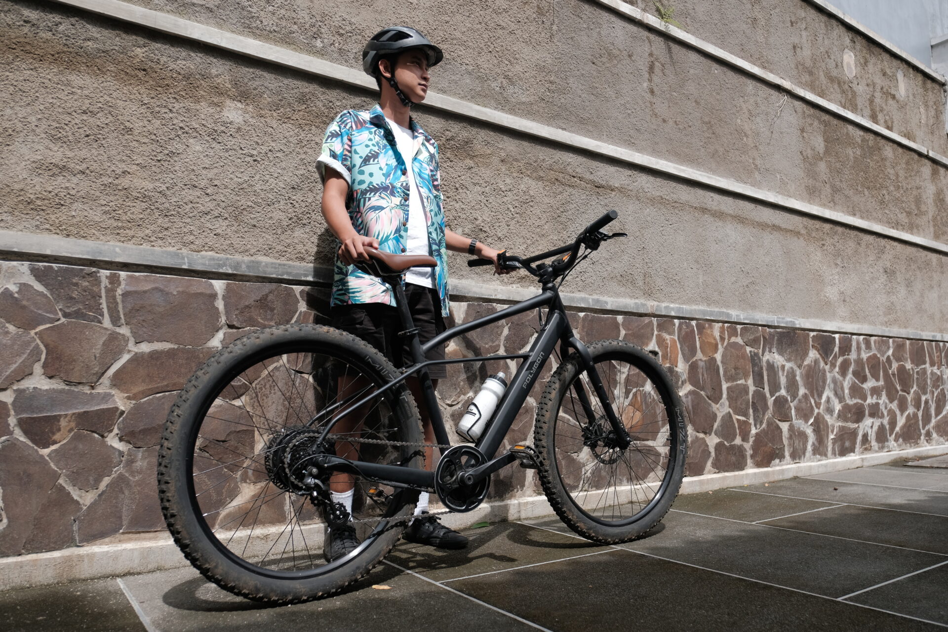 Cycling Through the Heat: Tips & Trick